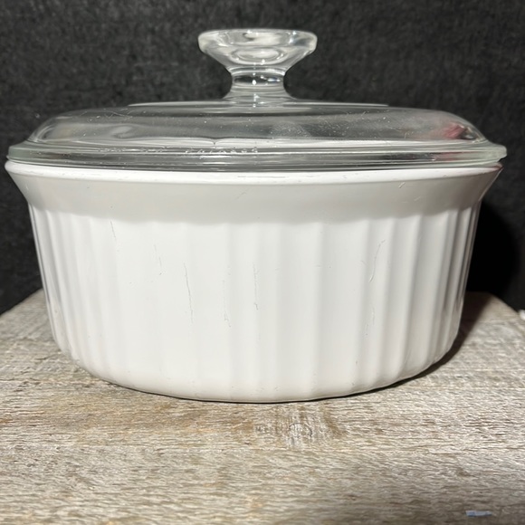Corningware | Kitchen | Corning Ware French White 15 Qt Ribbed ...